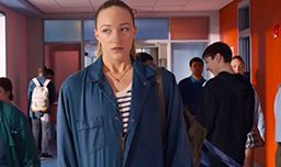 Tall Girl Review, Tall Girl Netflix Movie Review Ratings