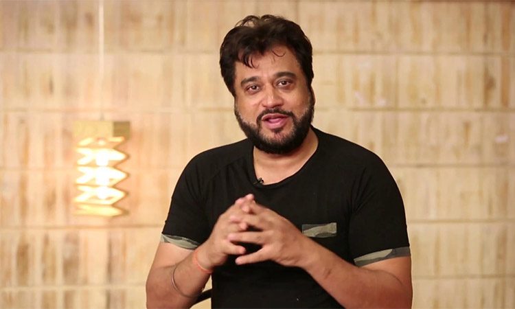 Manu Rishi Chaddha Gets Attached To An Amazon Prime Video Original