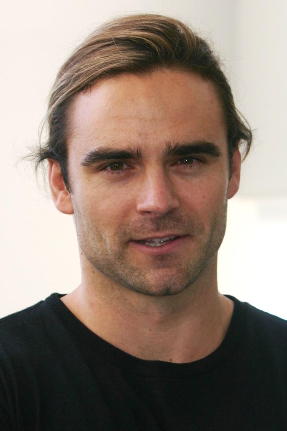 Dustin Clare 2022