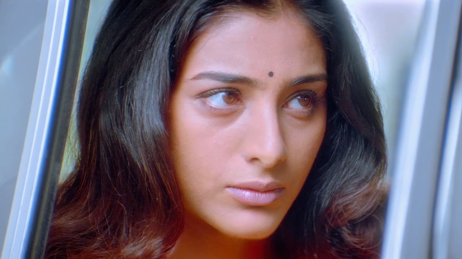 Kandukondain Kandukondain Tamil Movie Streaming Online Watch on Amazon, Youtube