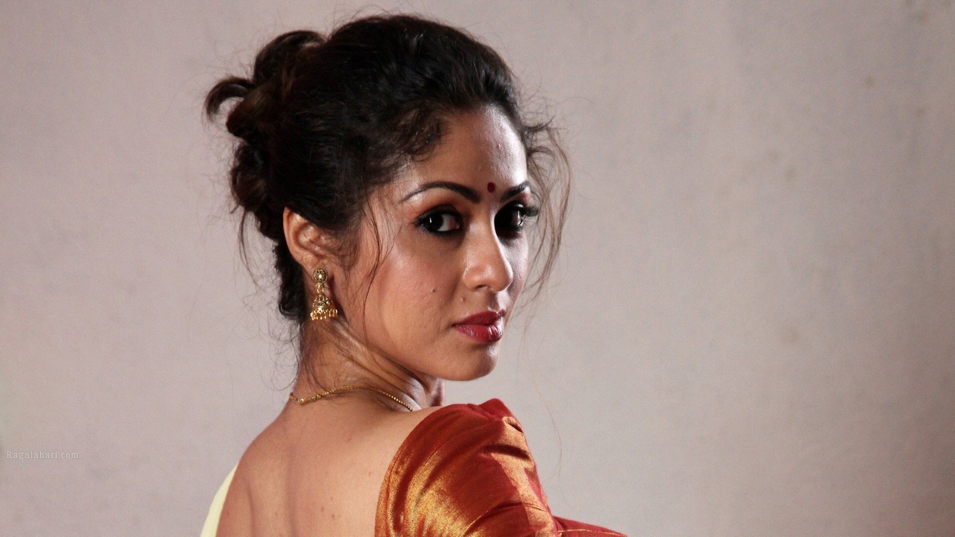 Torchlight Tamil Movie Streaming Online Watch on Amazon