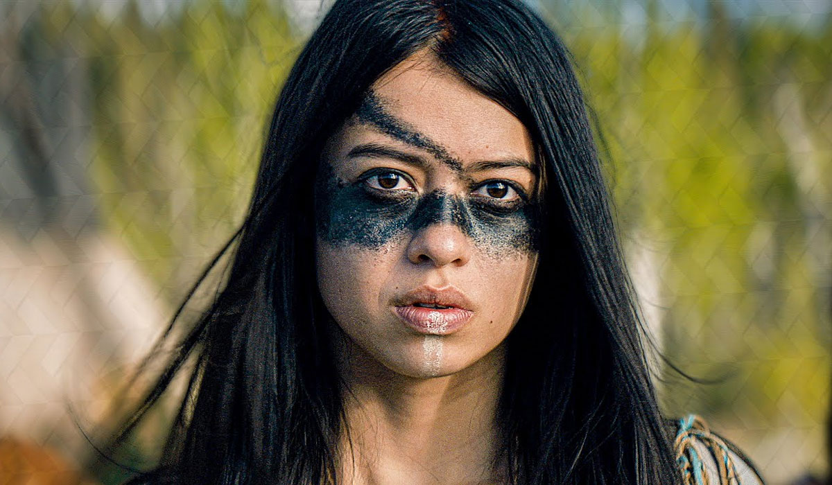 Prey French, Hindi Movie Streaming Online Watch on Disney Plus Hotstar