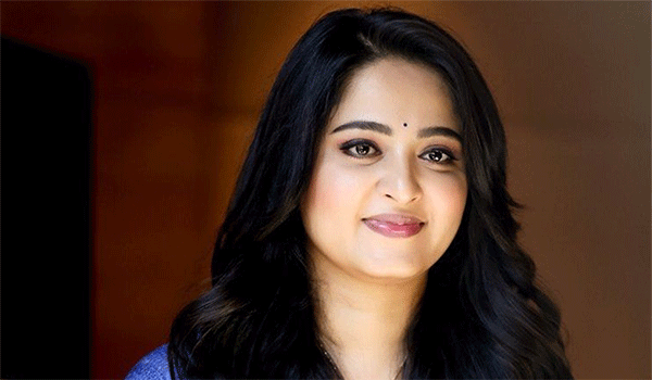 Anushka Shetty Sitting On A Rosy OTT Debut Offer from Netflix?