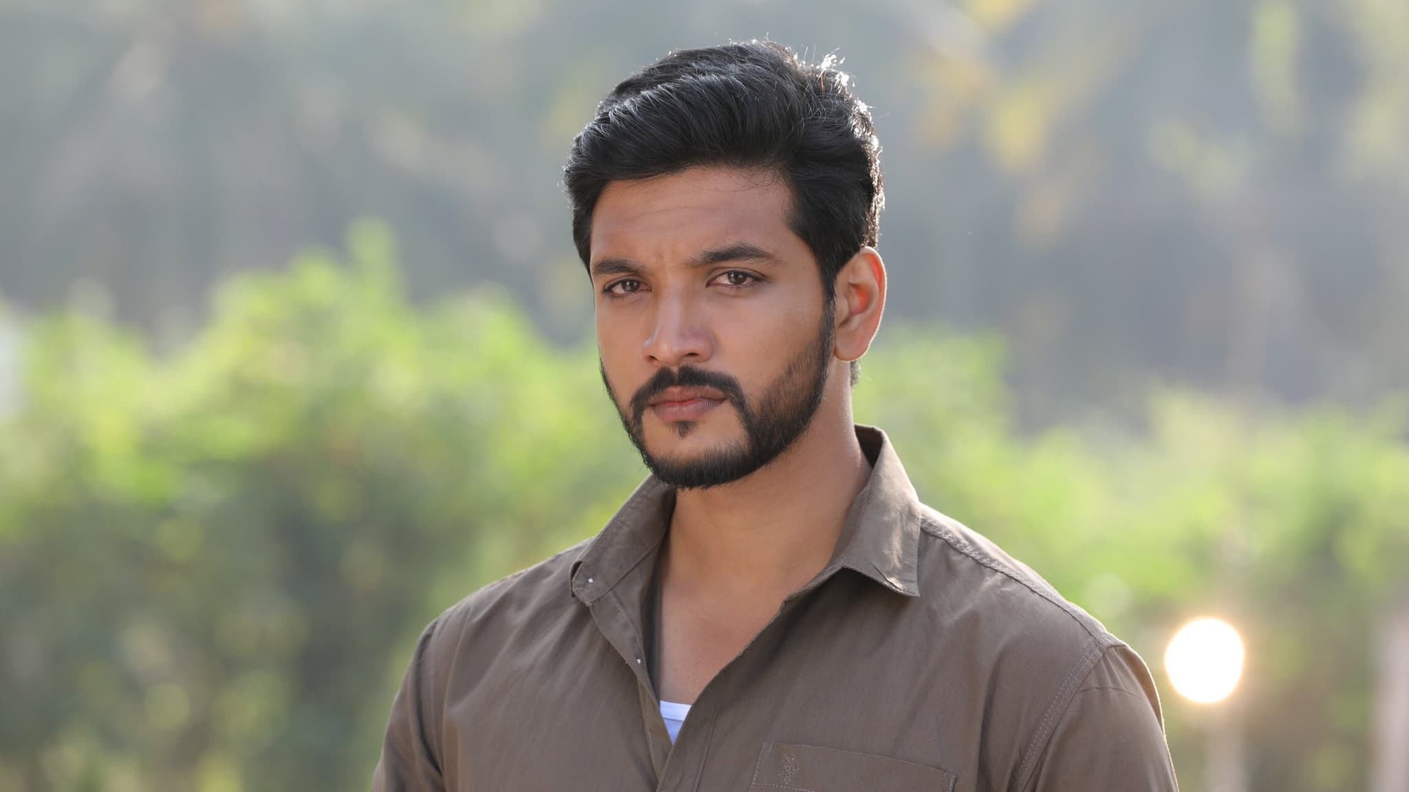 Anandham Vilayadum Veedu Tamil Movie Streaming Online Watch on Zee5