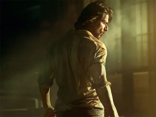 Shah Rukh Khan Looks Deadly In ‘Pathaan’ First Look!