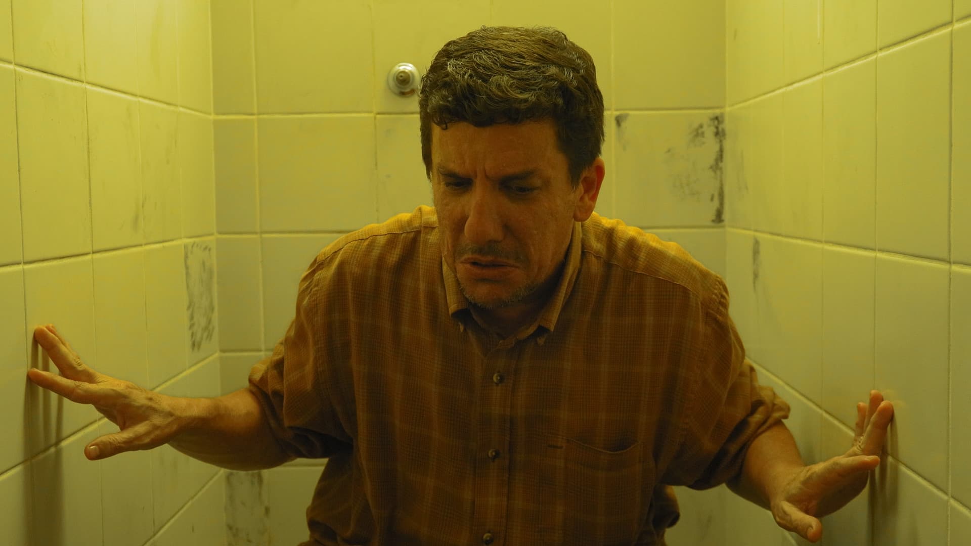 A Morte Súbita e Não Acidental de Adamastor Barbosa Portuguese Movie ...