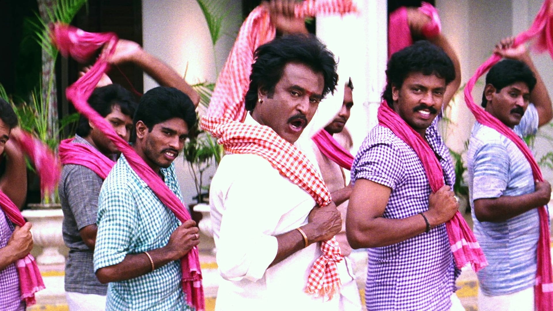 Muthu Tamil Movie Streaming Online Watch on Amazon, Google Play, Netflix, Sun NXT, Youtube, iTunes