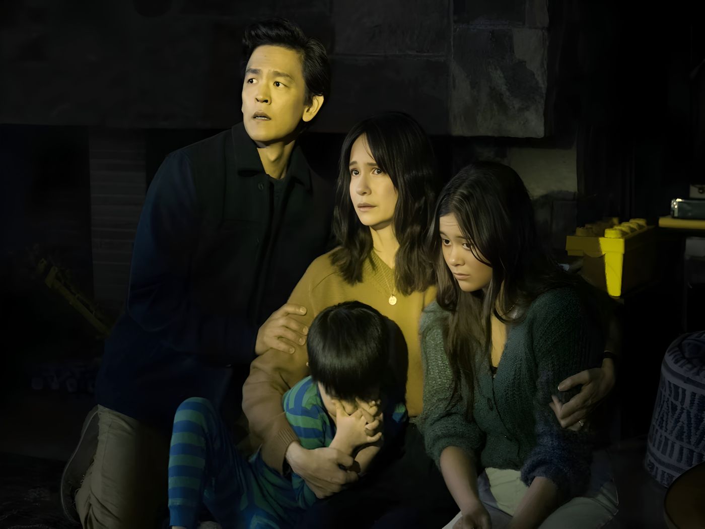Sony’s Afraid Trailer: AI Terrorises John Cho & Katherine Waterston