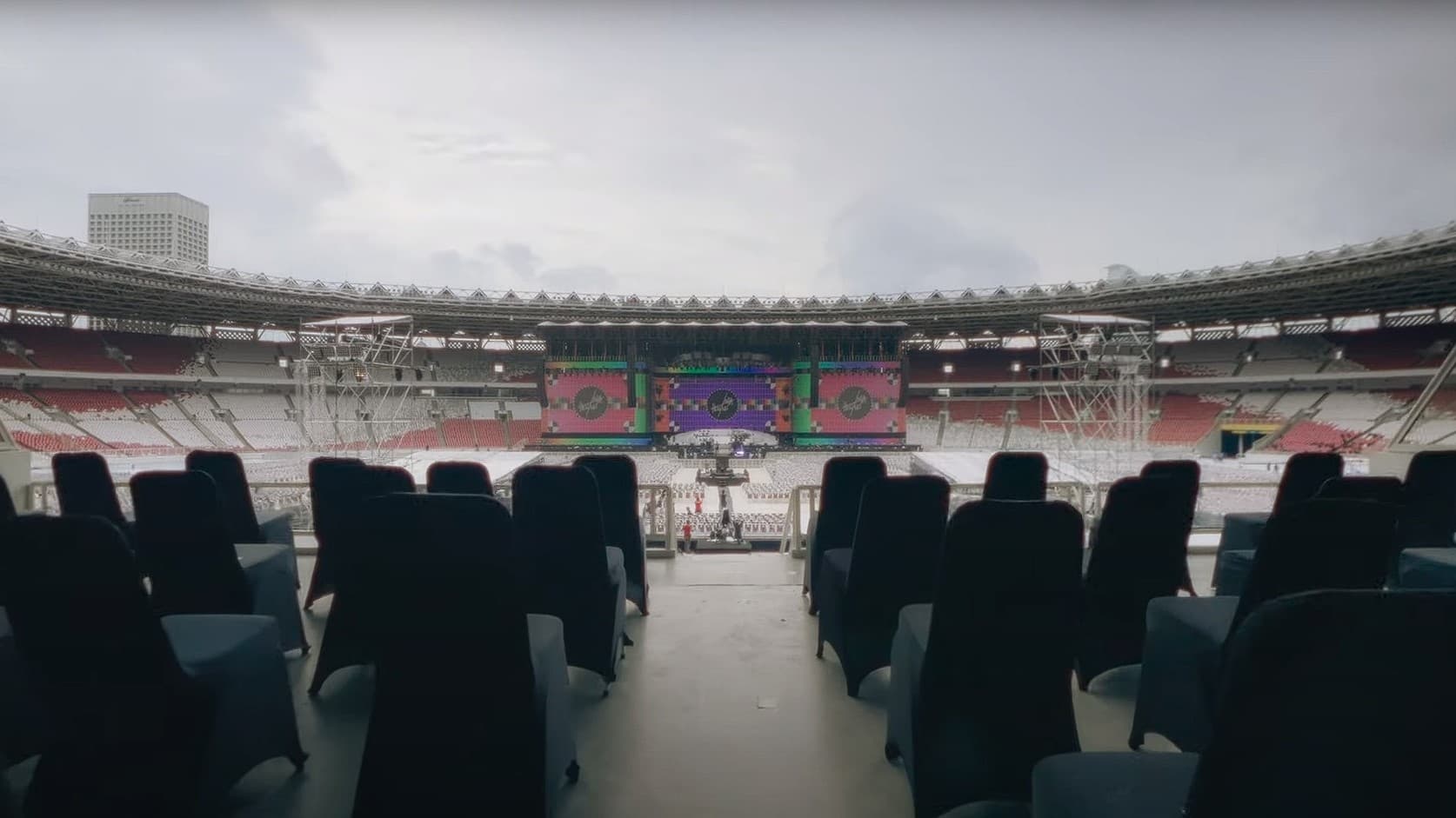 Harta Tahta Raisa Indonesian Movie Streaming Online Watch on Netflix