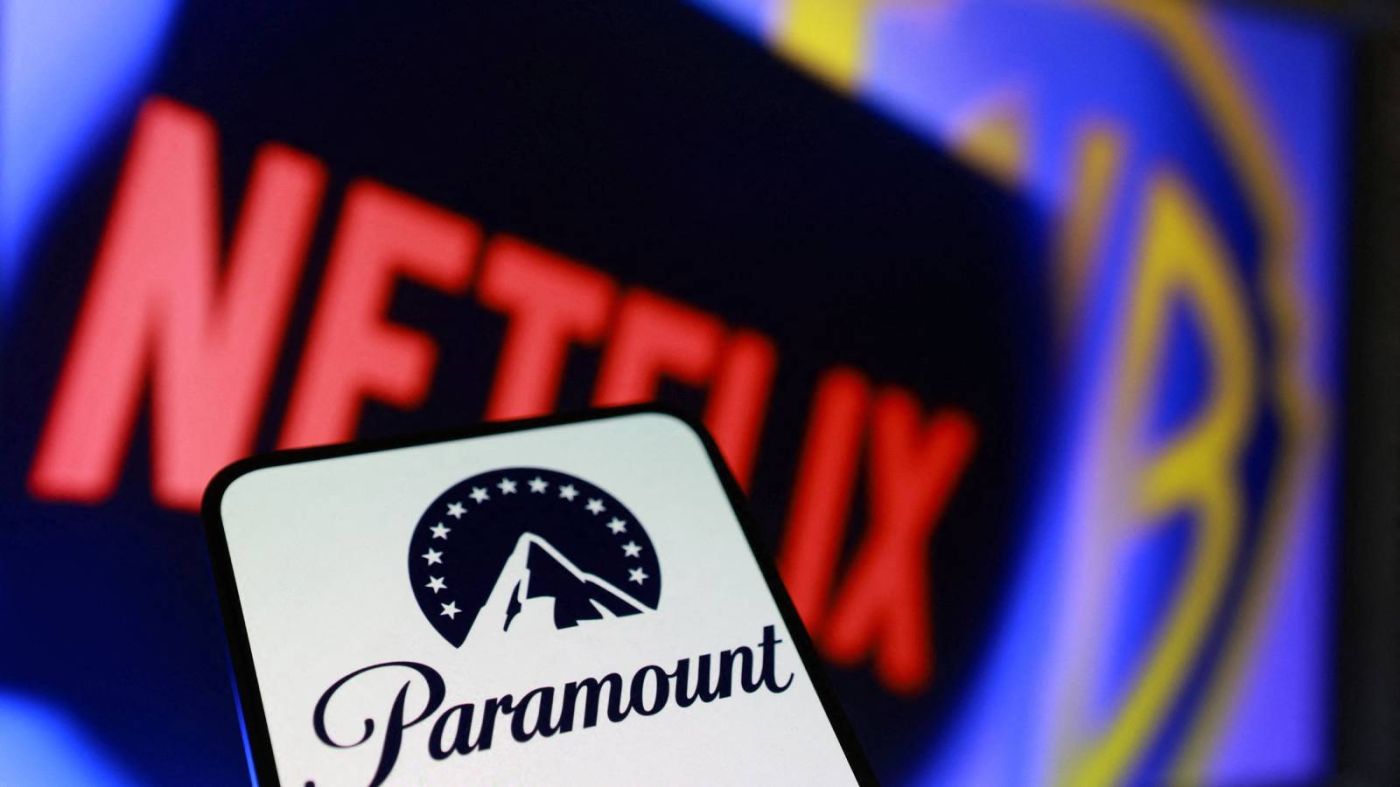 Netflix’s Cash Blitz Puts Paramount on the Back Foot